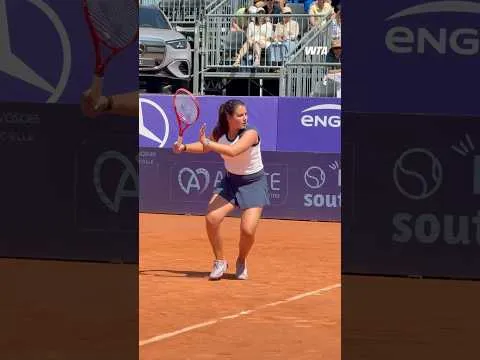Video : Emma Navarro defeats Victoria Mboko at Strasbourg 2026 – Final ...